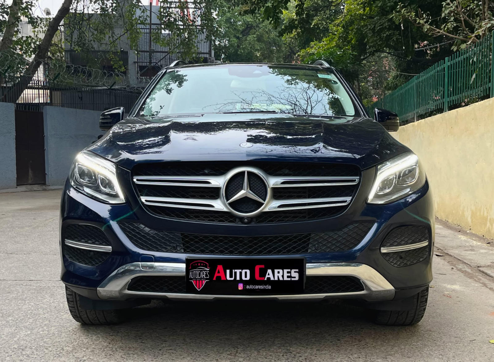 MERCEDES BENZ GLE 350D - AUTOCARES – Premium & Luxury Used Car Dealer ...